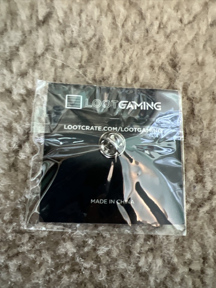 Loot Crate Pin Mecha August 2016 Lootgaming | eBay