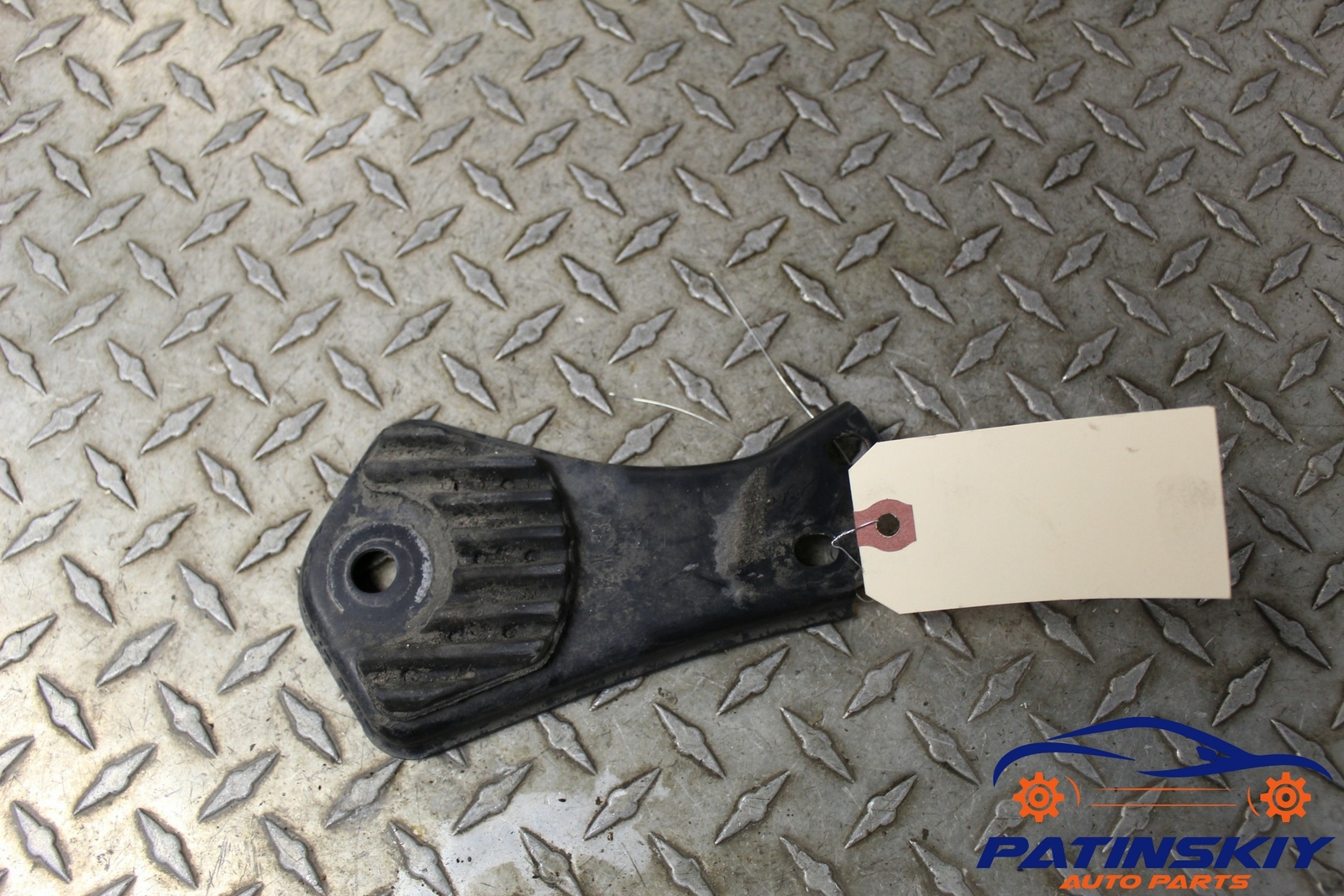 2013 MERCEDES BENZ C250 REAR LEFT DRIVER SUBFRAME MOUNT BRACKET LH L 13 ...