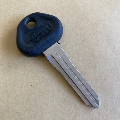 SILCA MAZ2P UNCUT BLANK AUTOMOTIVE ORION MA16P CAR KEY NOS NEW OLD ...