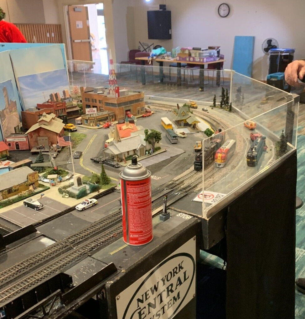 HO MODEL Railroad COMPLETE Set 10 engines (4 tandem sets) 54 cars ...