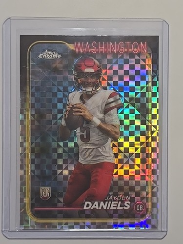 2024 TOPPS CHROME FOOTBALL JAYDEN DANIELS #201 RC X-FRACTOR | eBay