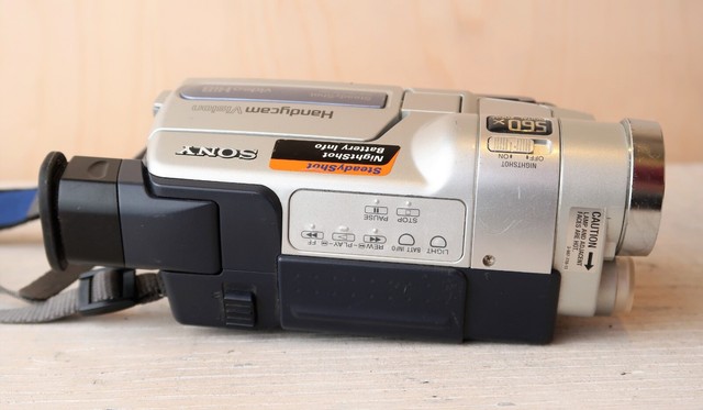 Sony CCD-TRV208E Camcorder for sale online | eBay