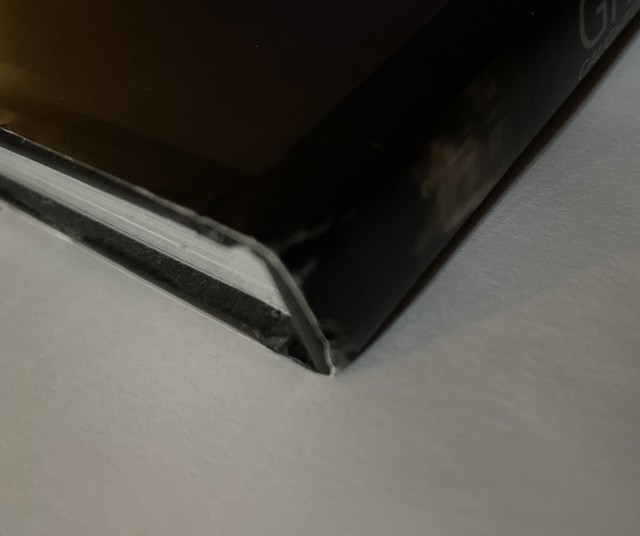 Ghosts Caught on Film 3 : Photographs of Ghostly Phenomena by Gordon ...