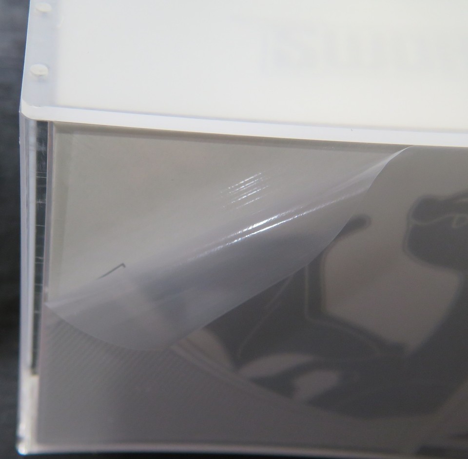 POKEMON CHARIZARD UPC ACRYLIC DISPLAY CASE MAGNETIC LID SWORD & SHIELD ...