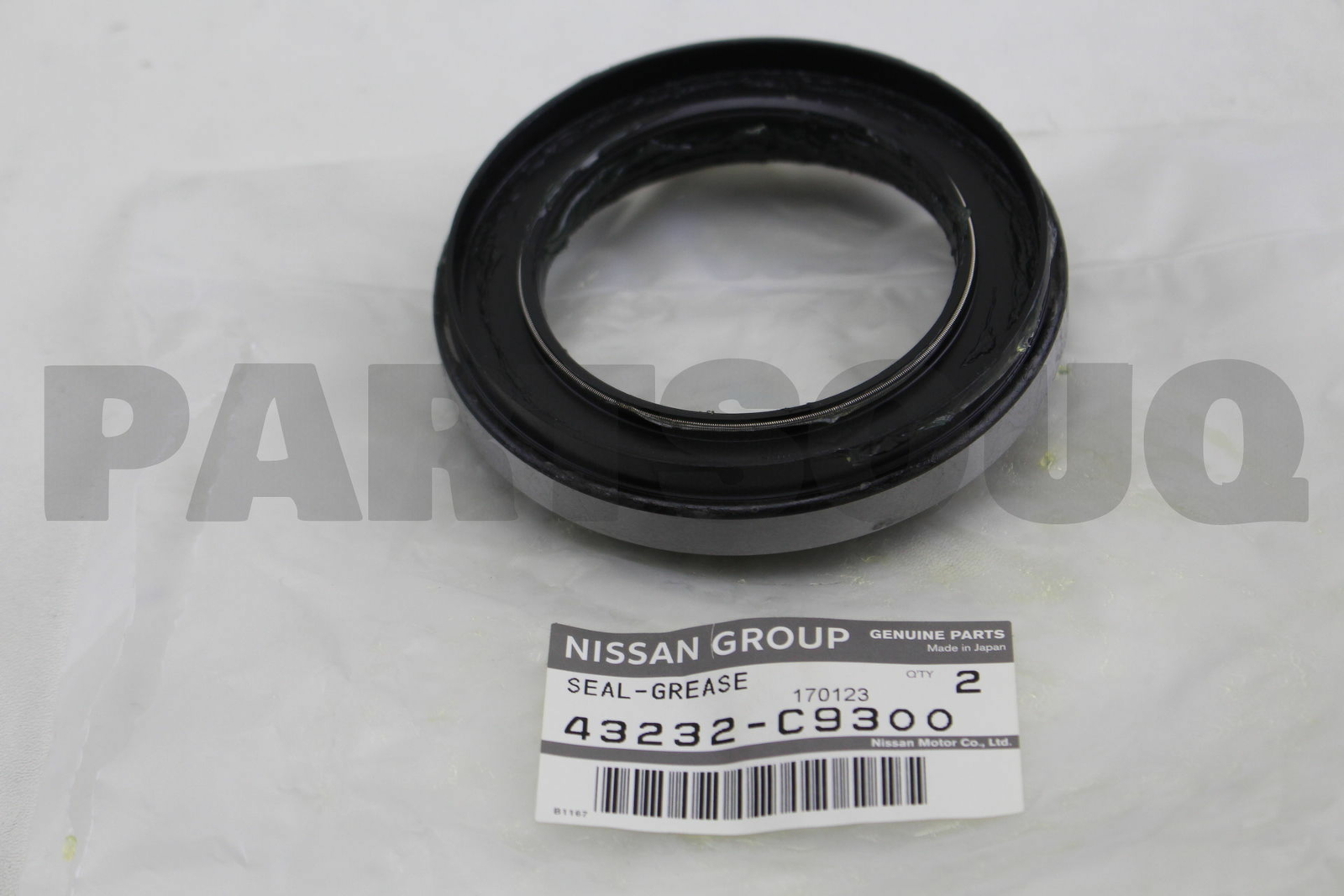 43232C9300 Genuine Nissan SEAL-GREASE,REAR HUB 43232-C9300 | eBay