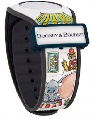 NEW Disney Dooney & Bourke Dumbo Wonder Elephant Magicband LE 1500 ...