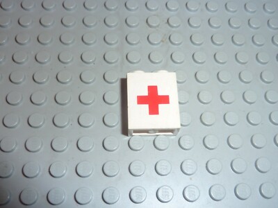 LEGO Panel 1 x 2 x 2 with Red Cross Pattern ref 4864ap02 / Set 545 6356 ...