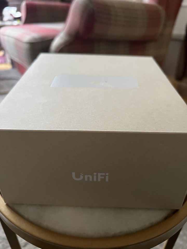 Ubiquiti UX7 UniFi Express 7, Cloud Gateway, WiFi 7 access point mesh ...