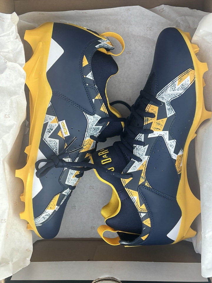 Nike Air Jordan 7 Low Michigan Wolverines Player Exclusive Cleats Men's ...
