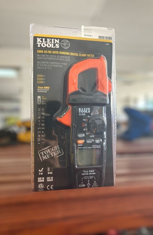 Klein Tools CL800 AC/DC True RMS Auto-Ranging Digital Clamp Multimeter ...