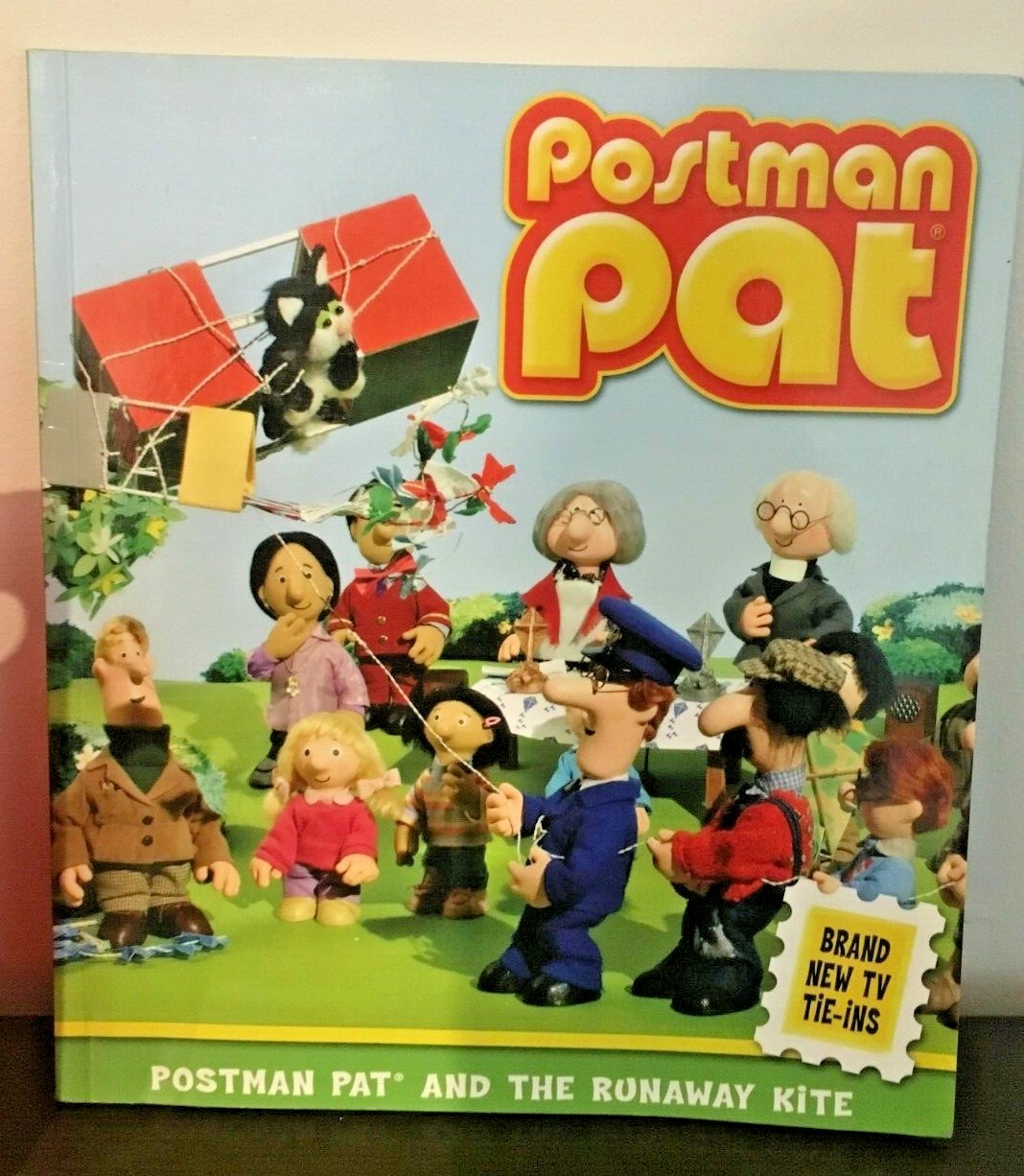 U GET 2 Postman Pat Big Boat Adventure DVD R4 & BOOK POSTMAN & THE ...