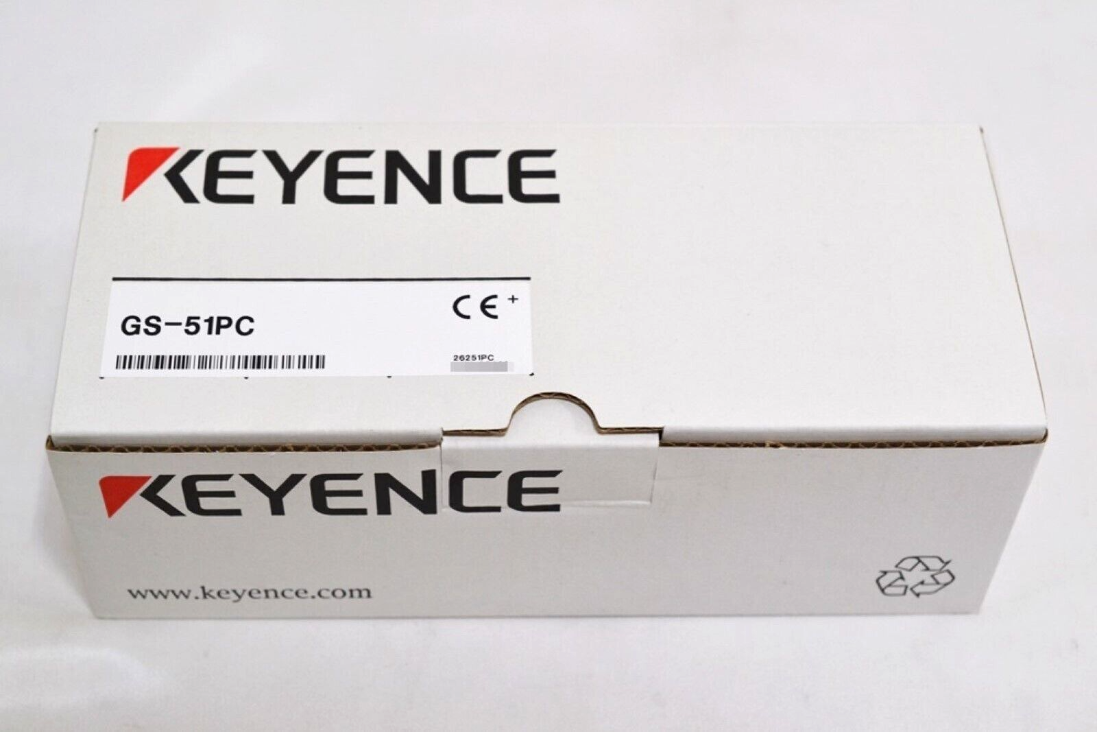 KEYENCE GS-51PC Power-to-release Standard type PNP M12 connector type ...