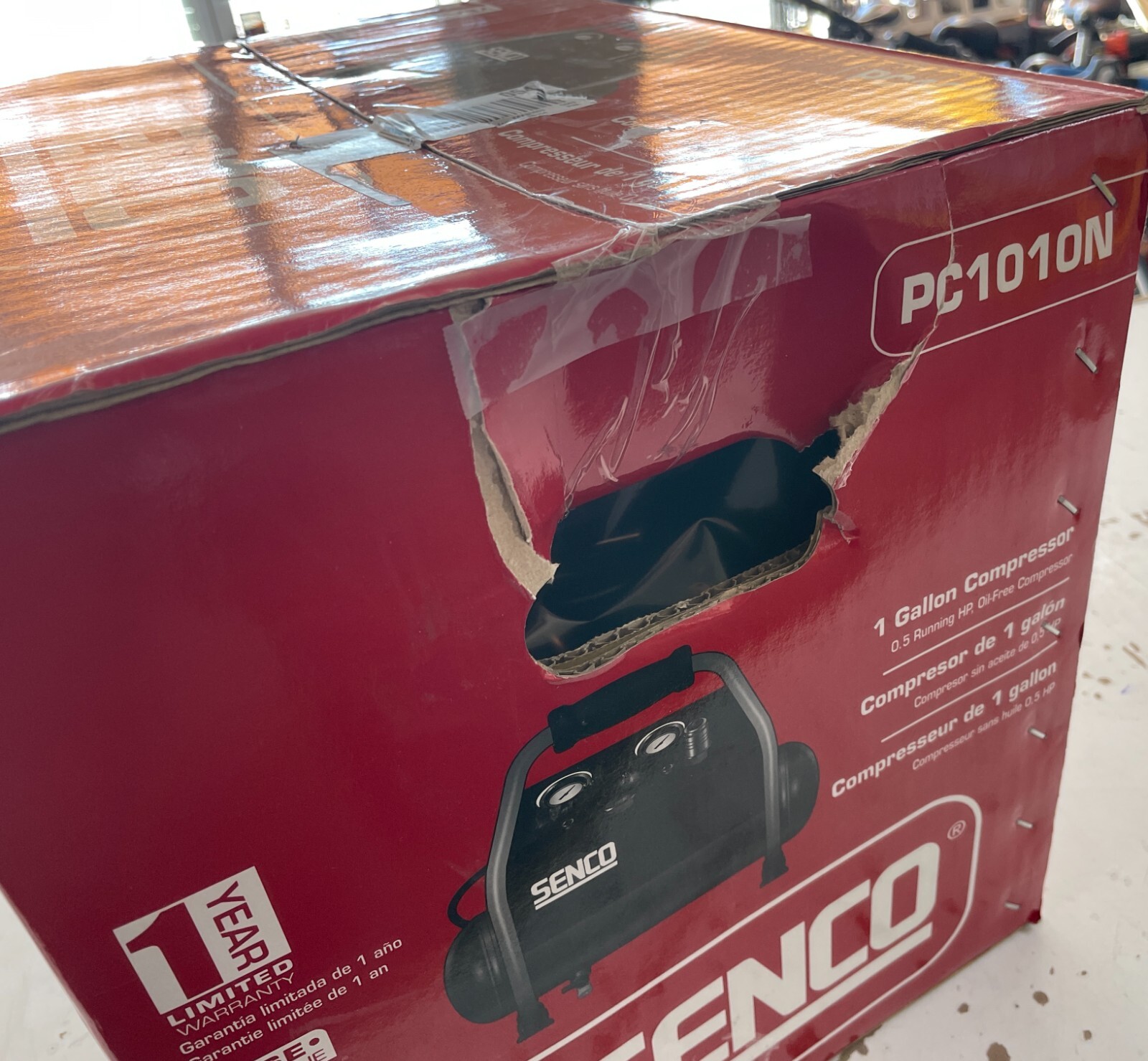 Senco 1 Gal. Portable 135 psi Finish & Trim Air Compressor PC1010N ...