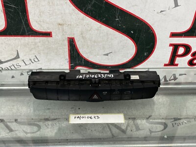 (AS) MERCEDES BENZ W639 HAZARD WARNING SWITCH PANEL A6398700110 ...