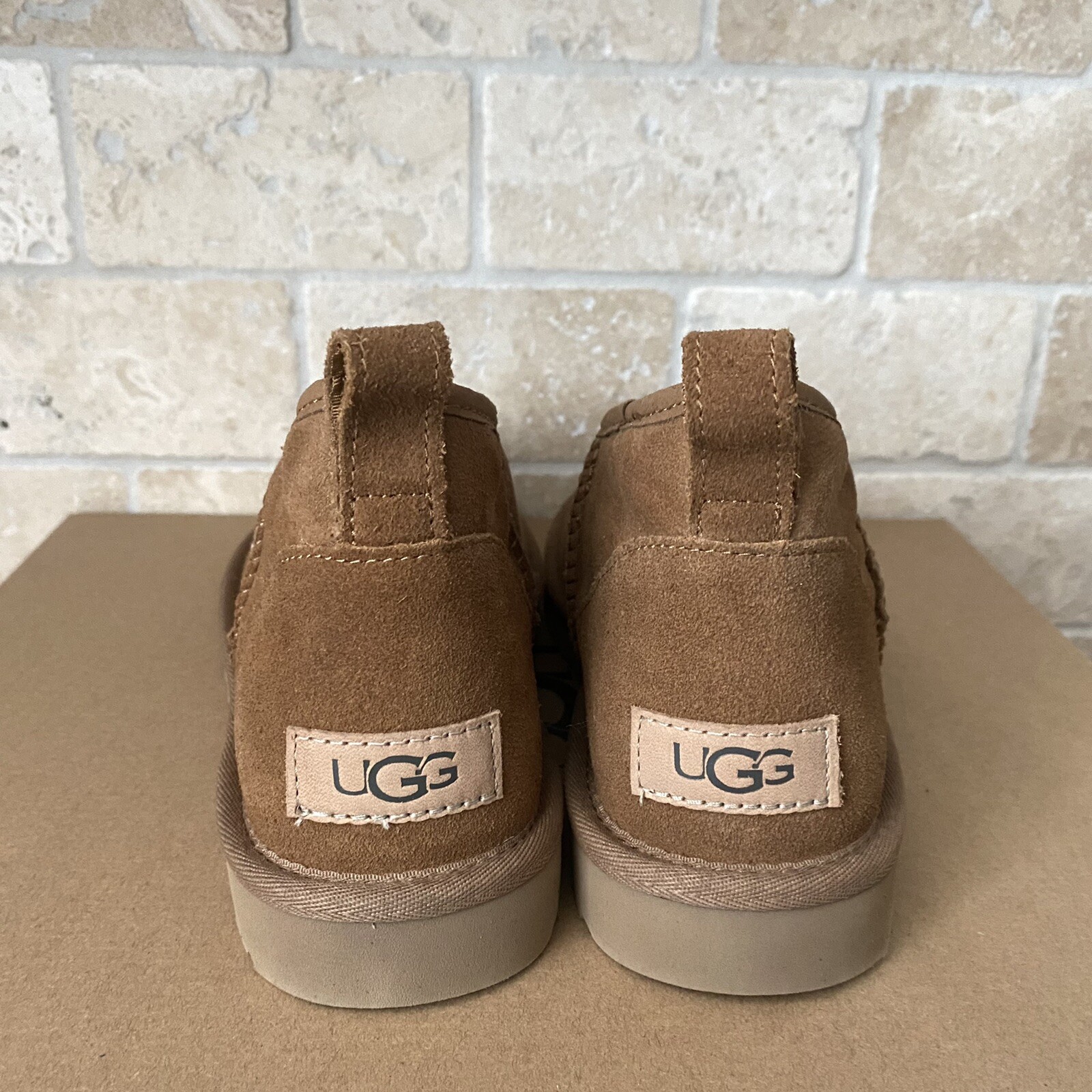 UGG CHESTNUT CLASSIC MICRO MINI SUEDE SHEEPSKIN BOOTS SIZE US 8 WOMEN ...