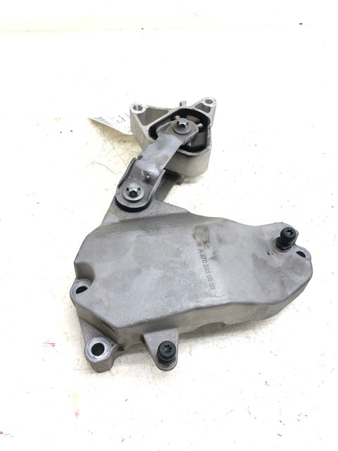 2014-2019 MERCEDES CLA250 C117 2.0L ENGINE MOUNT 2702230002 2462400809 ...