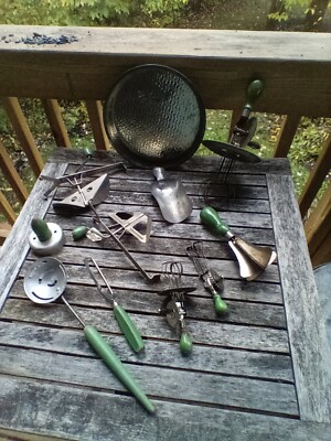 Ladd Green Hand Mixer Egg Beater Kitchen Tool Wooden Handle Vintage ...