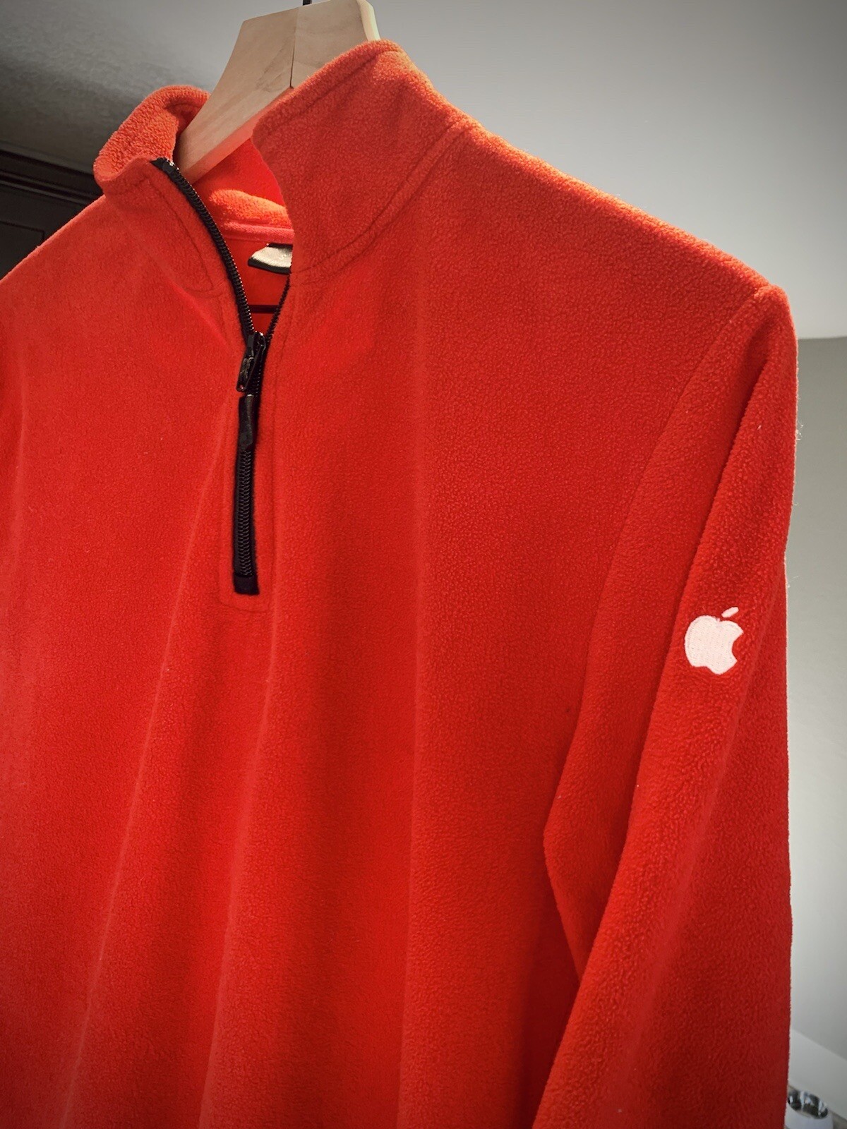 Vintage Red Apple Store Employee 2012 Holiday Quarter… - Gem