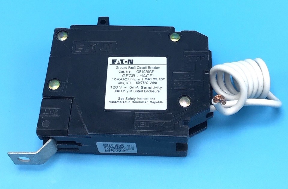 New Circuit Breaker Eaton QBGF1020 QB1020GF 20 Amp GFCI 10kA Quicklag ...