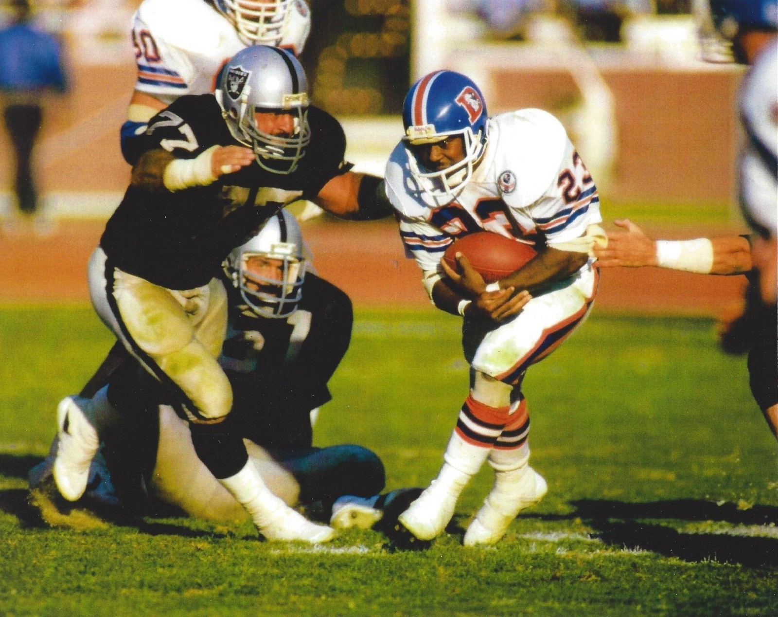 LYLE ALZADO 8X10 PHOTO LOS ANGELES RAIDERS LA PICTURE NFL FOOTBALL GAME ...