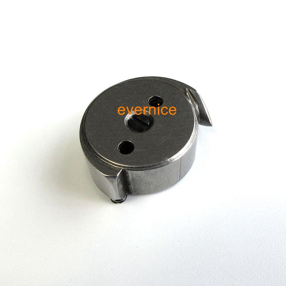 Sewing Machine Bobbins 5 Large Bobbins & Shuttle Hook For Adler 30-7 ...