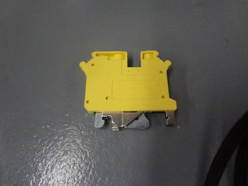 Phoenix Contact UK10-PLUS-PE Ground Terminal - 3001420 | eBay