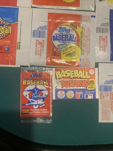 Lot of 17 1980s Topps Fleer Donruss Score Baseball Football Wax Pack ...