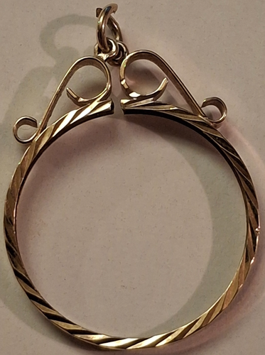 9ct Gold Diamond-Cut Scroll-Top Sovereign Coin Pendant Mount, 1.11g ...