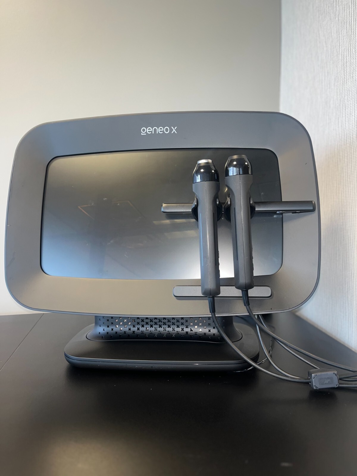 Glo2 Facial By Geneo Machine New Generation | eBay