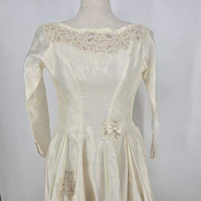 Vintage 1950s 60s Ivory Silk Wedding Dress XS S Bateau Lace Button Back ...
