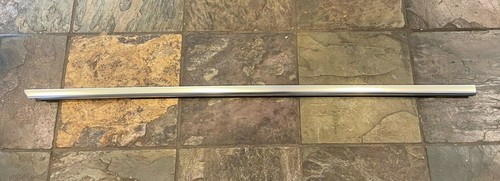 2020 2021 MERCEDES GLE350 GLE450 FRONT RIGHT BELT MOLDING 1677201402 ...