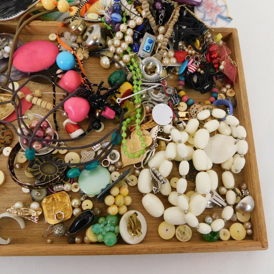 Junk Jewelry Beads Findings Single Earring 2 Pounds Repurposing or ...