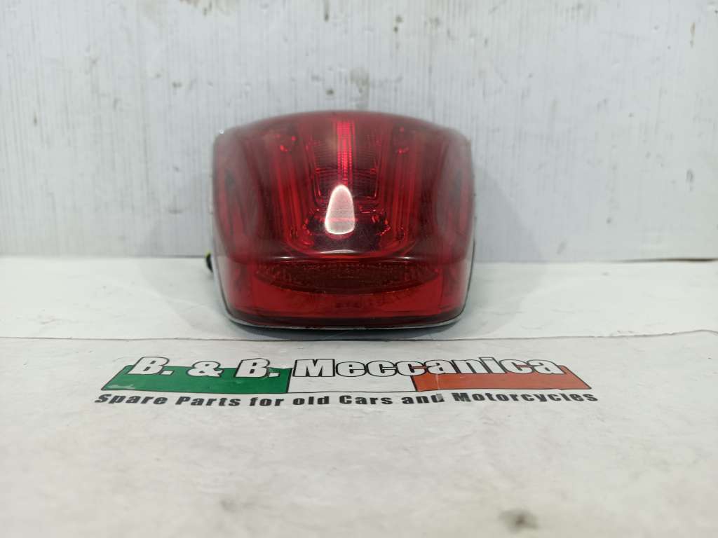 Tail Light Vespa Primavera 125 ABS 3V 2016 - 2018 (OK418) | eBay