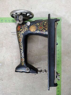 Sewing Machines - 1922 Singer Sewing Machine