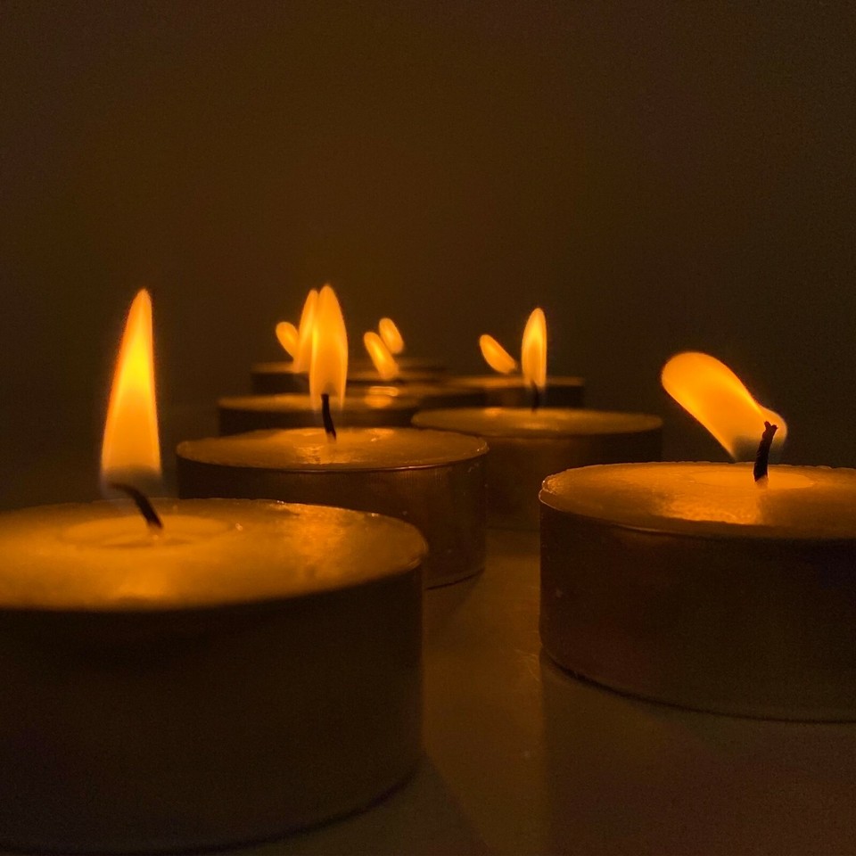 Extra Large Tea Lights Upto 8 Hours Burn Time White Unscented Tealights ...