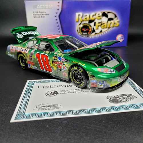 Bobby Labonte COLOR CHROME #18 INTERSTATE BATTERIES /MADAGASCAR 1 OF ...