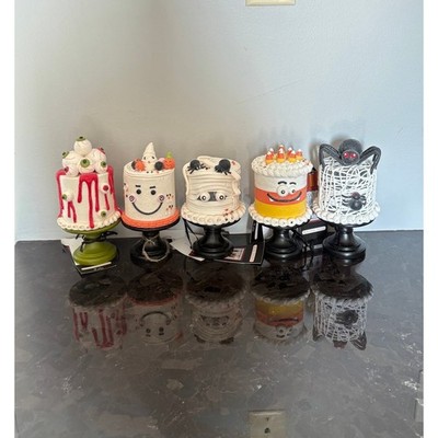 Sweet Treats & Candy Corn Lane Halloween Mini Cake Decor Spider Mummy ...