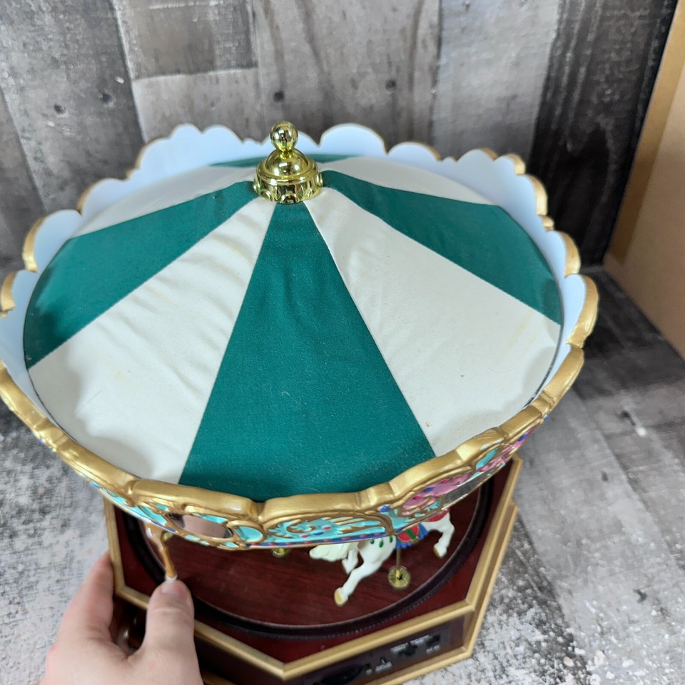 Mr Christmas Carousel Sound Lights Movement Millennium Edition (VIDEO ...