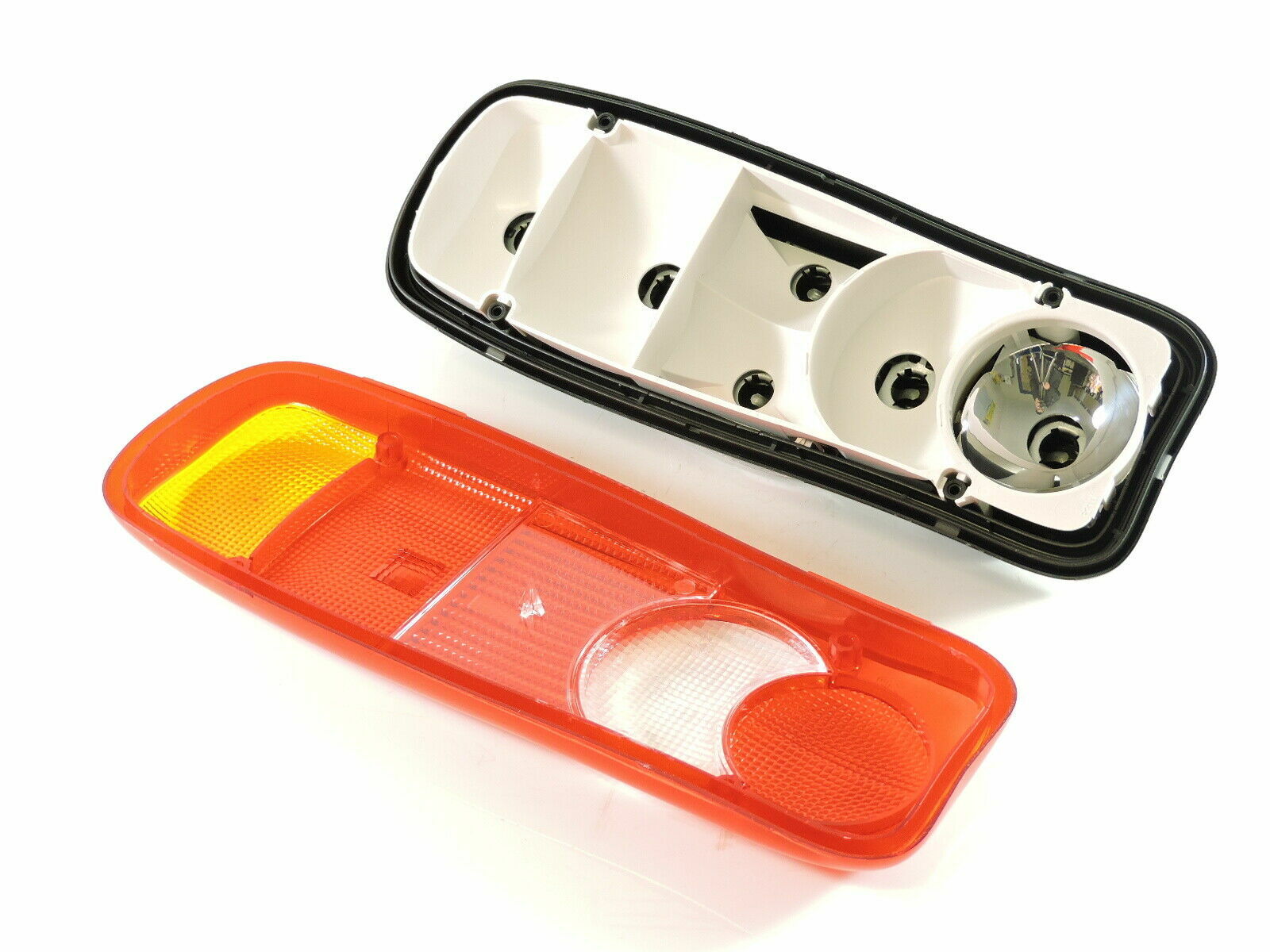 FITS DAF LF45, FITS DAF LF55 TRUCK COMPLETE REAR LIGHT LH /NEARSIDE OE ...