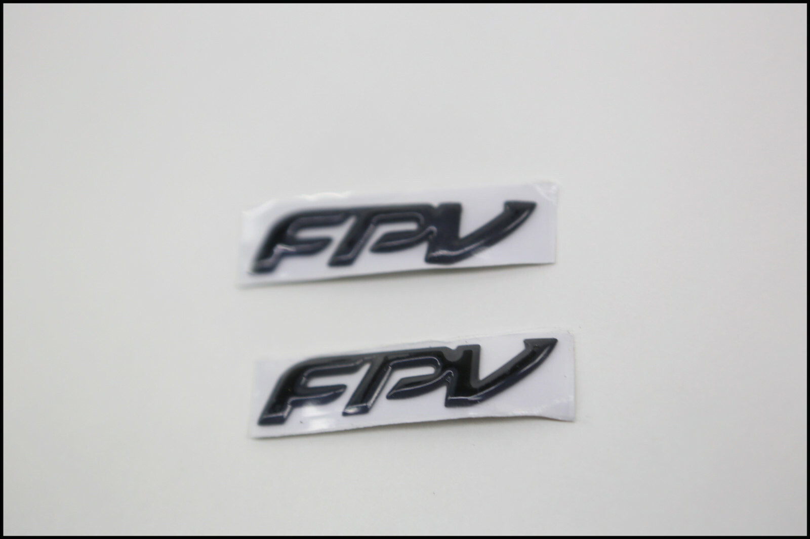 2 X FPV DECAL BADGE SUIT FORD BA/BF/FG FPV /FALCON/XR6/XR8/FALCON/SEDAN ...