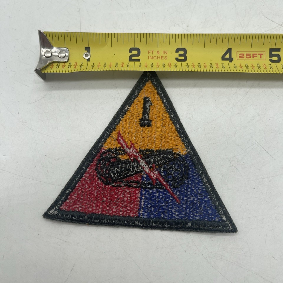 U.S. Military Army 1st Armored Division Patch Insignia Triangle Cut ...