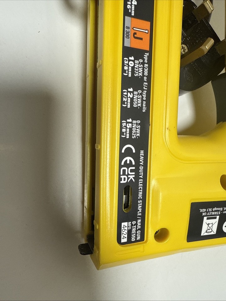 STANLEY Heavy-Duty Electric Stapler and Brad Nailer (UK Plug) 0-TRE550 ...