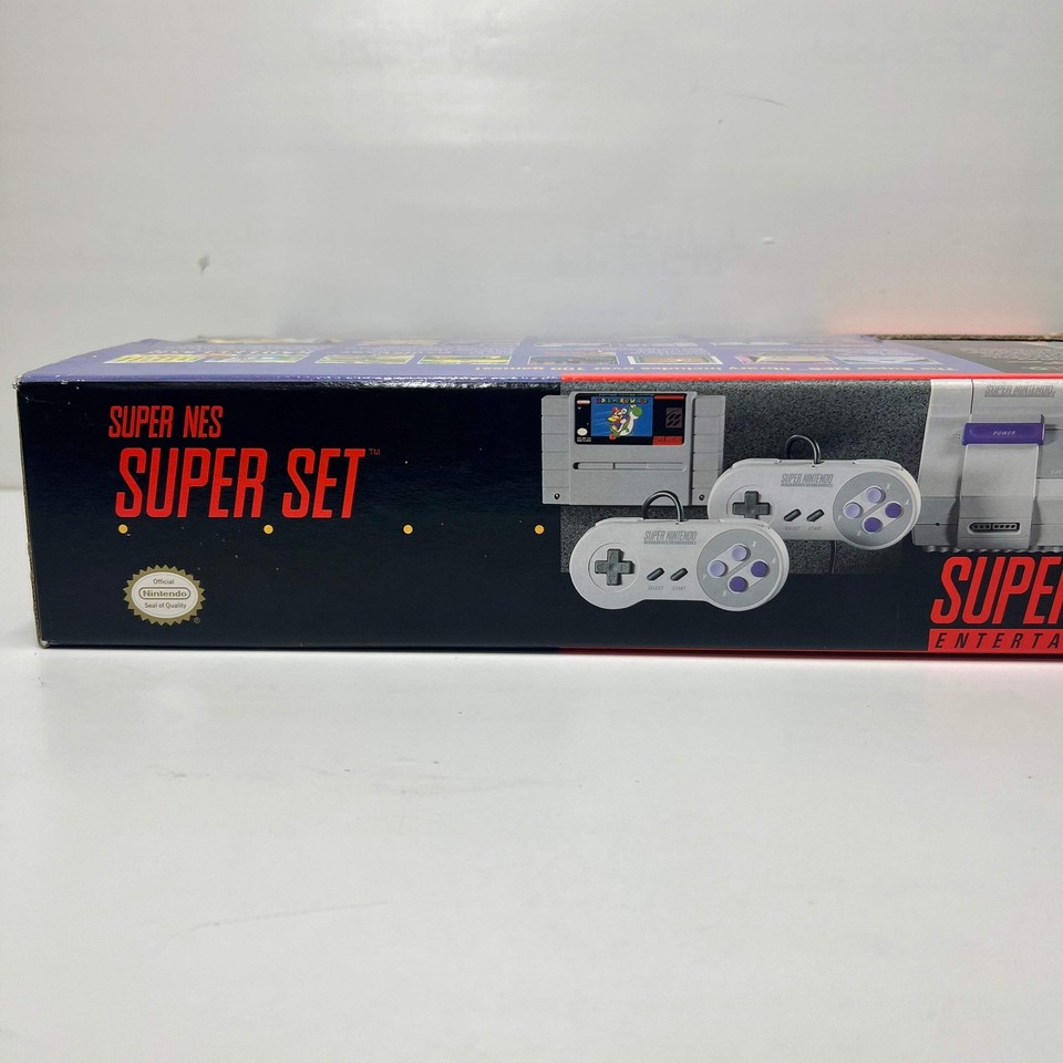 Nintendo Super Nintendo Entertainment System SNES Video Game Console ...