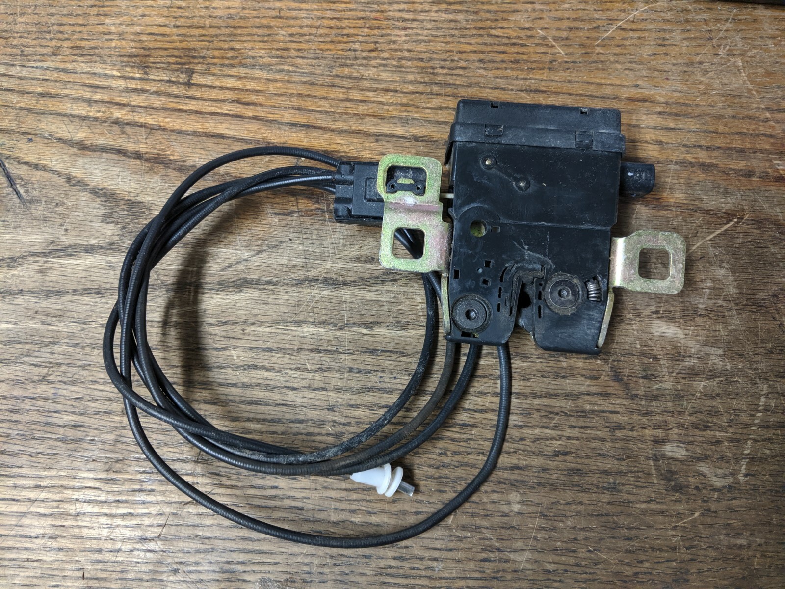 2005 MINI COOPER S R53 TRUNK LID OPENER LOCK LATCH ACTUATOR W/ CABLE ...