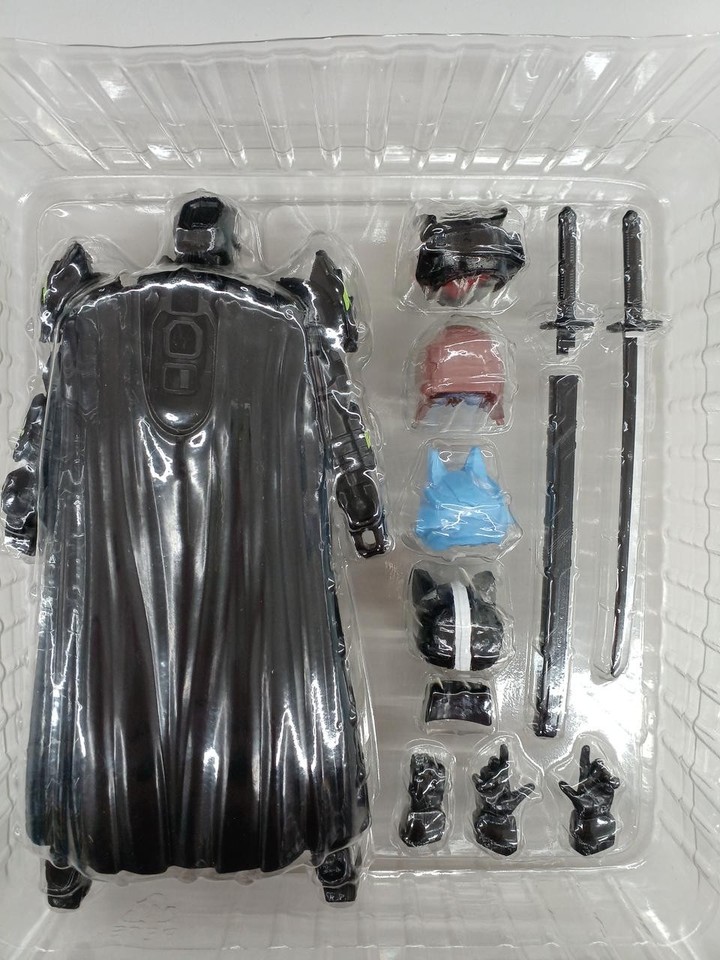 Kamen Rider Geats Revolve Change Figure Model Kamen Rider Tycoon Bushin ...