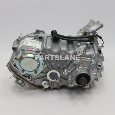 Toyota Land Cruiser OEM Genuine Transfer Assembly 36110-6E202 | eBay ...