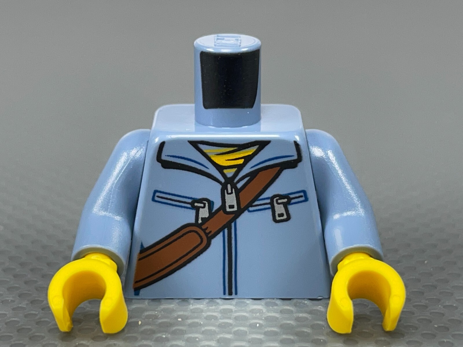 LEGO Minifigure Torso Sand Blue Jacket Brown Belt & Bag on Back Zipper ...