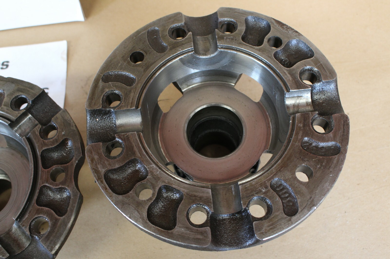 Eaton HO72 H052 Carrier Case Side and Spider Gear Case Used 17 Spline ...