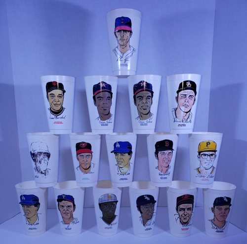 Lot of 16 Vintage 1972 7-Eleven (7-11) MLB Baseball Player Slurpee Cups ...