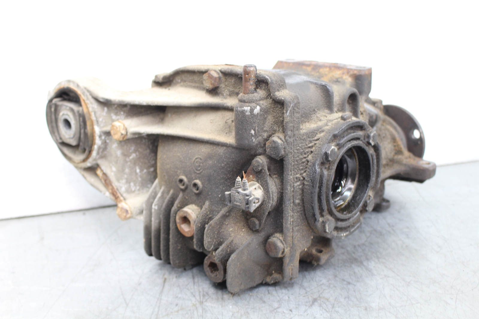 BMW Z3 Roadster Rear Differential Diff Carrier Manual Ratio 3.45 96-98 ...